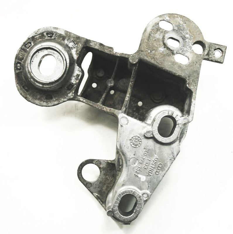 RH Subframe Mount Bracket 98-05 VW Passat B5 Audi A4 B6 A6 C5 - 8E0 19 ...