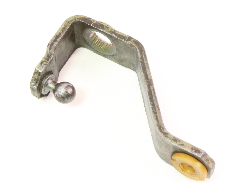 Manual Shifter Linkage Bracket MT 93-99 VW Jetta Golf GTI Cabrio ~ 1H0 ...